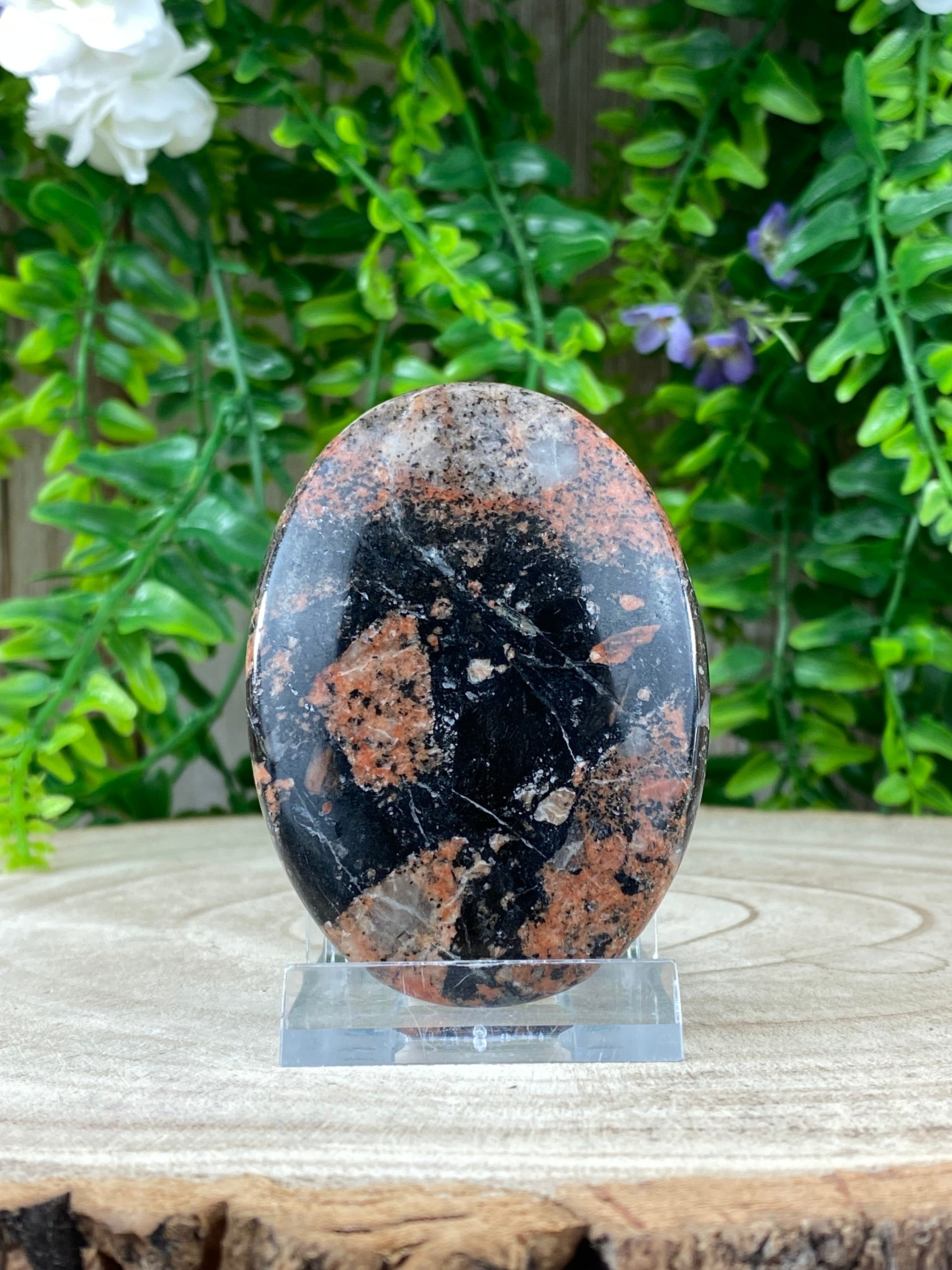 Explosion Breccia Palm Stone – Elements of Avebury