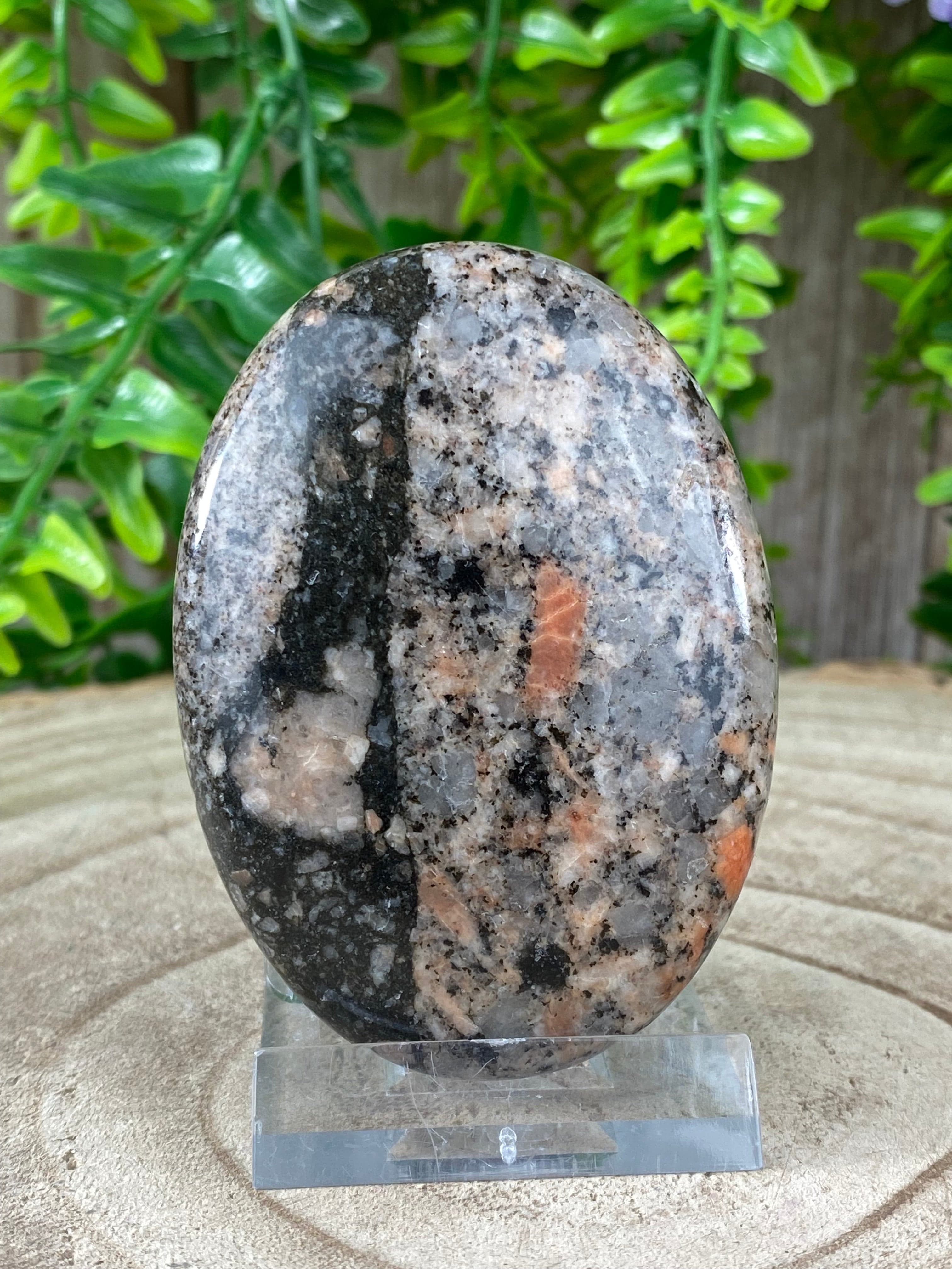 Explosion Breccia Palm Stone – Elements of Avebury